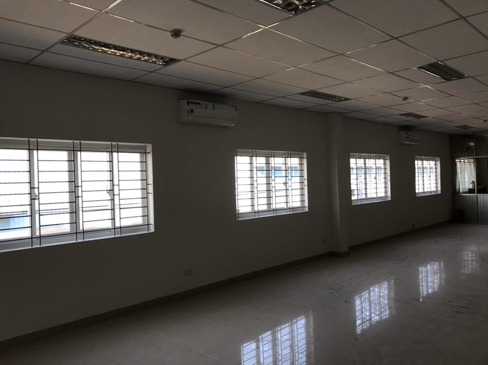 Thi công, lắp đặt cửa nhôm kính, vách kính cường lực văn phòng, nhà máy ...